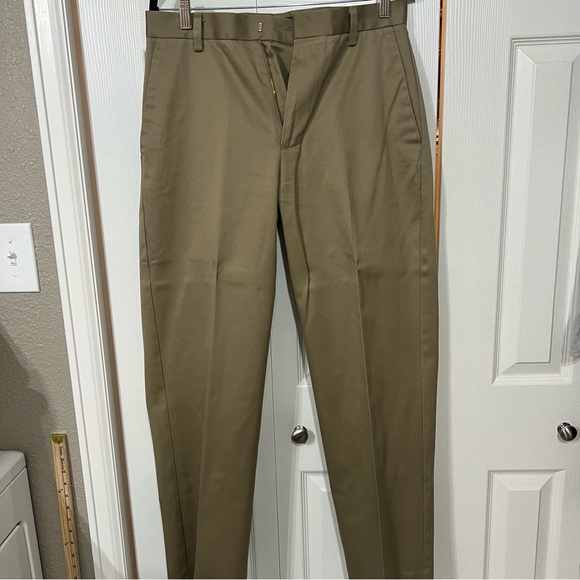 Dockers | Pants | Dockers Men 3x30 Classic Khaki Pants D3 Casual 00 ...